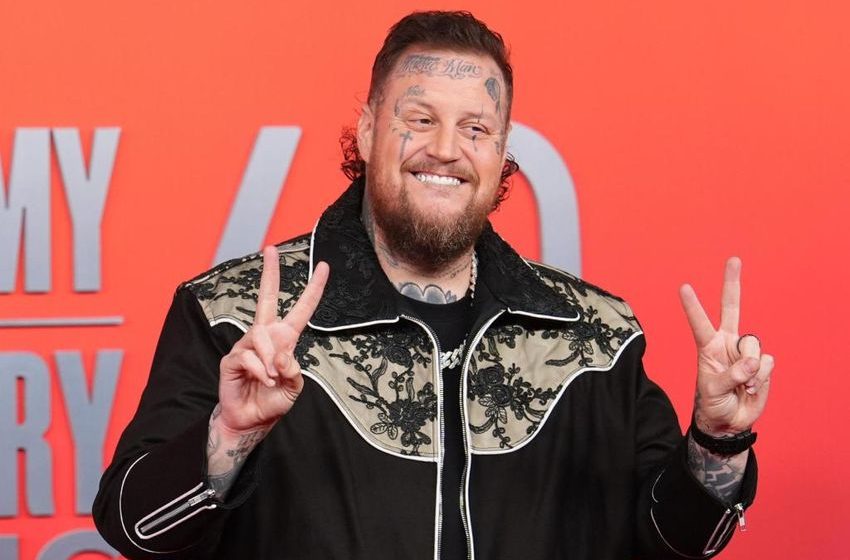 Tennessee governor pardons country star Jelly Roll, who has sought ...